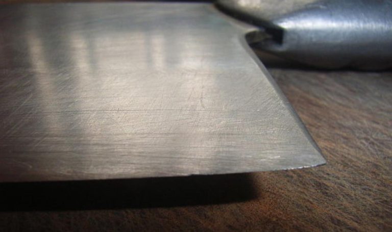 All You Need to Know About: ZDP 189 Steel - HDMD Knives Blog