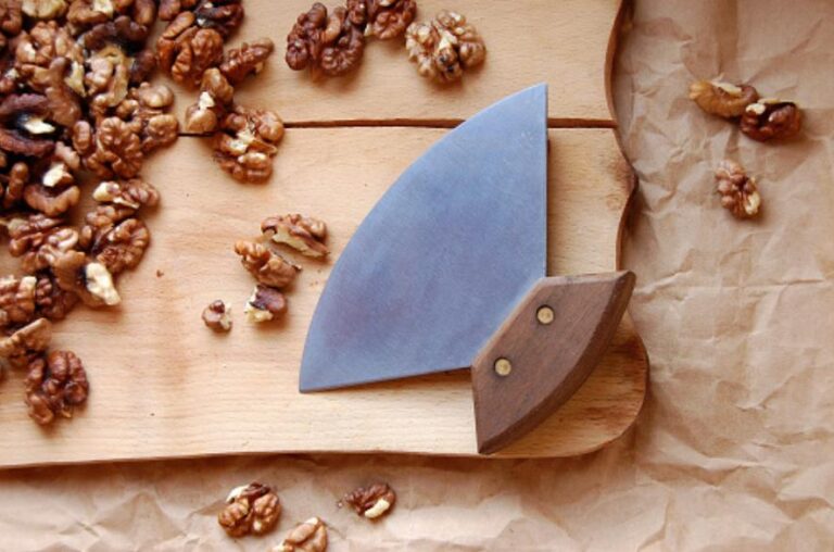 Discover the Many Ulu Knife Uses for Your Kitchen - HDMD Knives Blog
